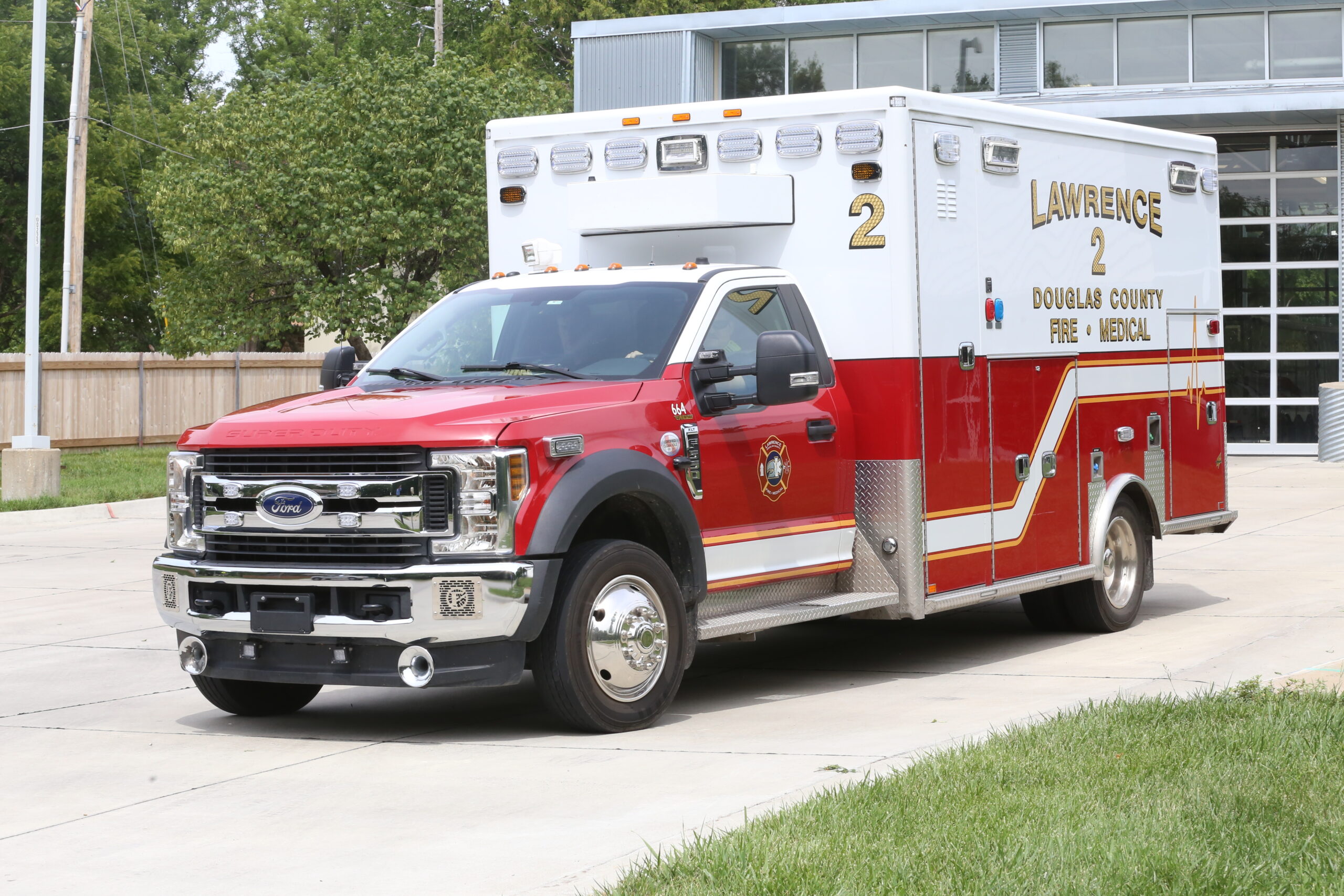 Mobile app alerts community members to cardiac emergencies needing CPR ...